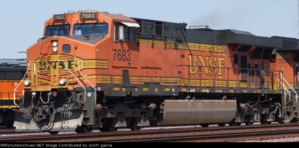 BNSF 7683
